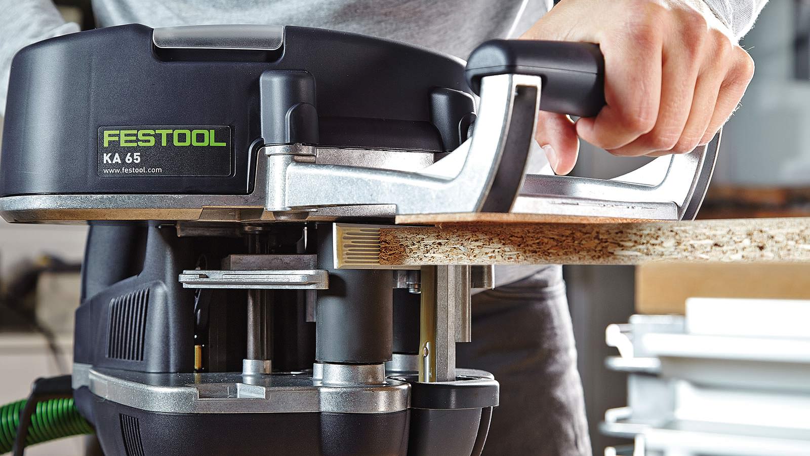 Hand held edge bander – Wood Industry