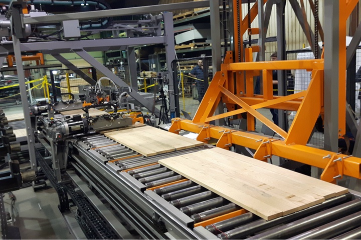 Automated loader system for high volume gluing – Wood Industry