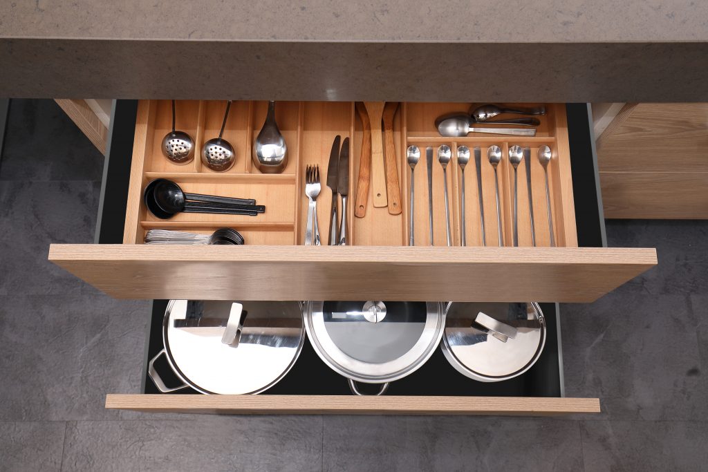 King Slide’s SIMLEAD and ULead Hardware available for CABINET VISION ...