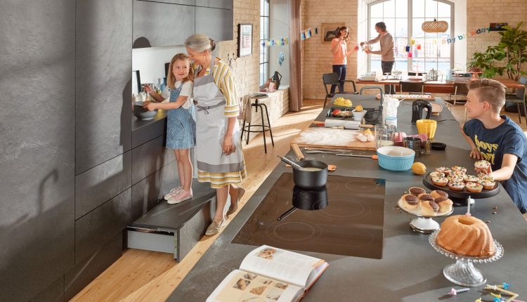 The SPACE STEP plinth solution – Wood Industry