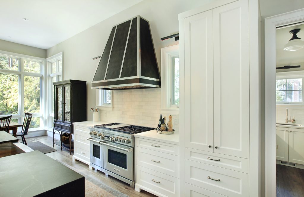 Why We Love Shaker Doors – Wood Industry