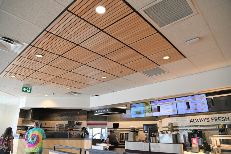 How Archmill House Re-Imagines QSR Interiors in this Digital Age – Wood ...