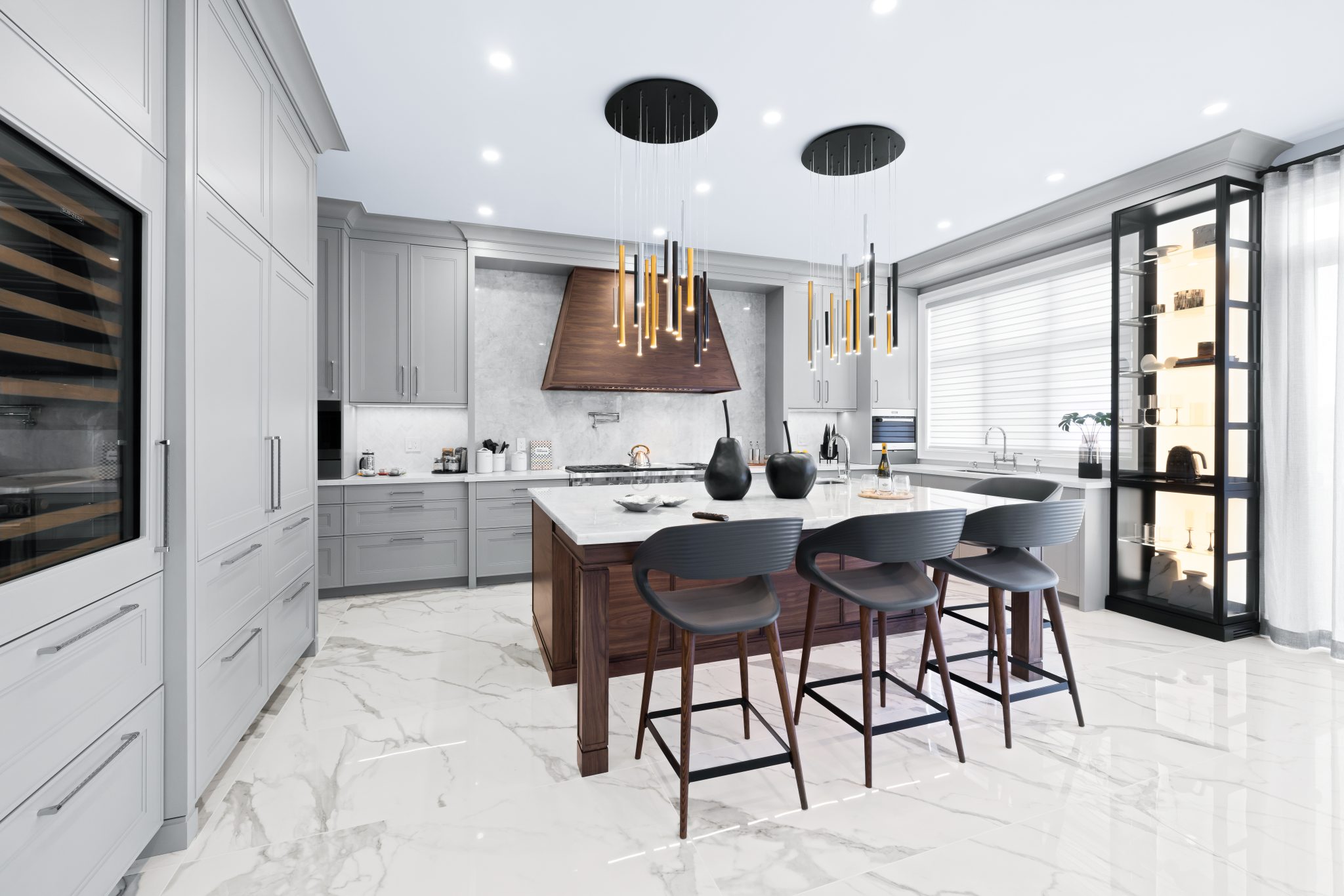 50 Years of Art and Efficiency: Mass Customization and Advanced ...